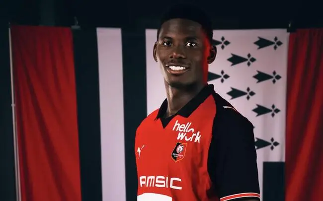 Breel Embolo rimane in Ligue 1 però vestirà la maglia del Rennes - La ...